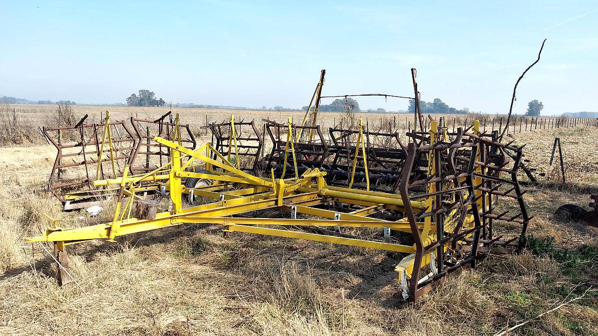 Balanzón de Rastras de 9,50 M - Marca Meifa - Año: 1990 - Agroads