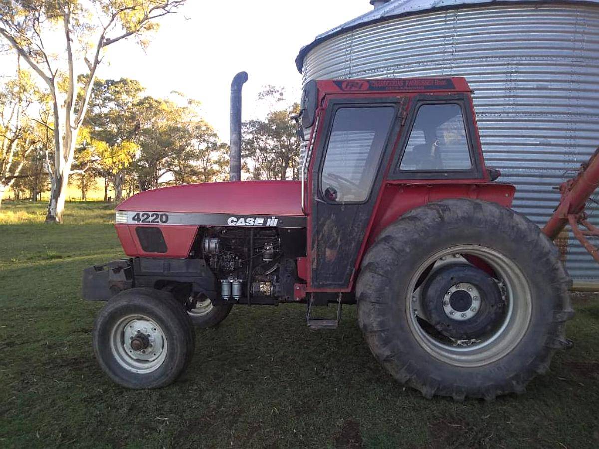 Tractor Case IH 4220 - Año: 1996 - u$s 19.090 - Agroads