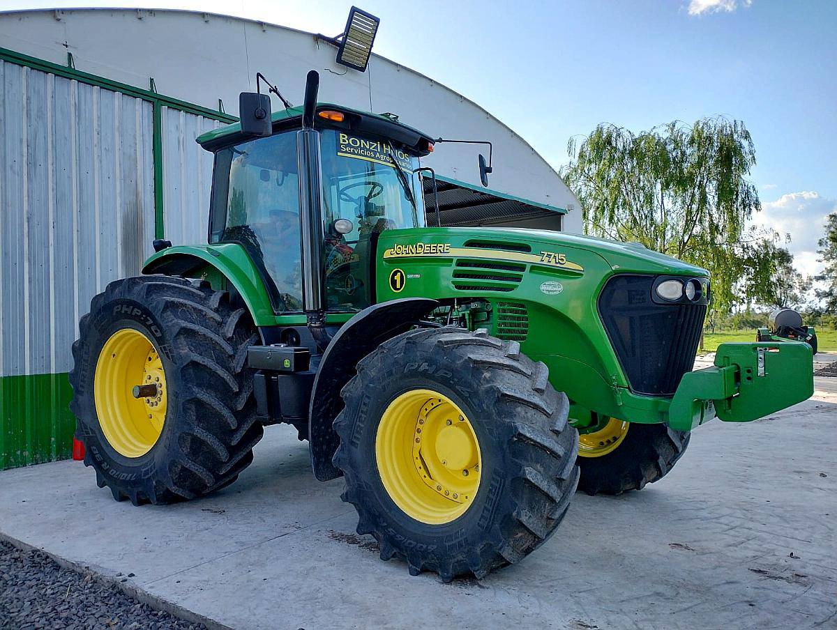 Tractor John Deere 7715 - Año: 2008 - Agroads