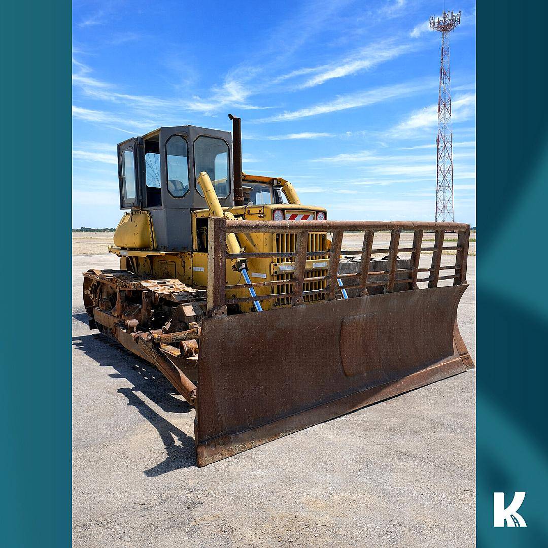 Topador Komatsu D85 (id612) - Año: 1990 - u$s 45.000 - Agroads