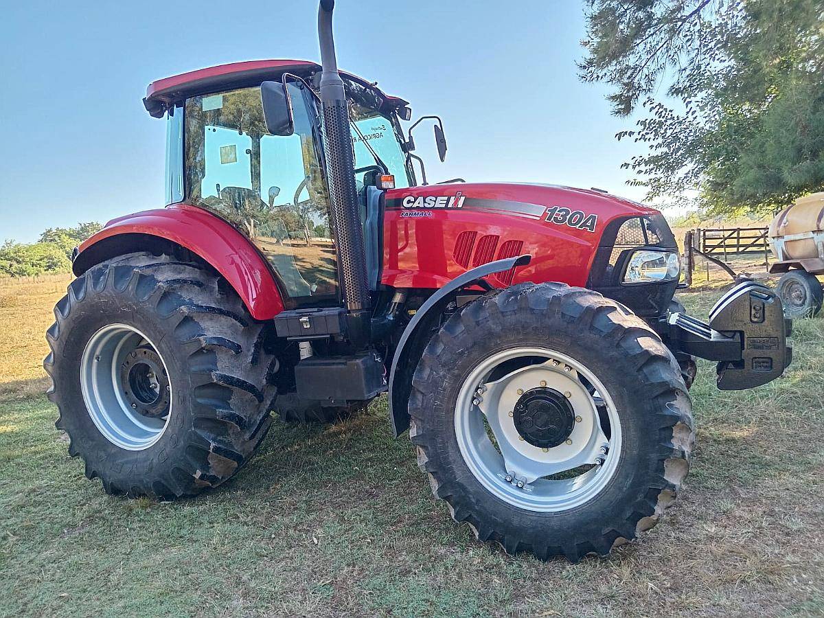 Tractor Case 130 a Farmall 1500 Hs - Año: 2023 - u$s 90.000 - Agroads