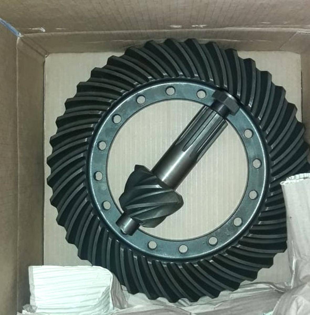 Corona y Piñón Fabricación - Agroads