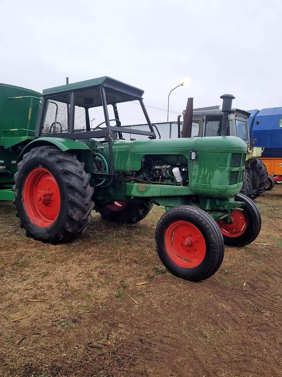 Tractor Deutz a 70 - Agroads
