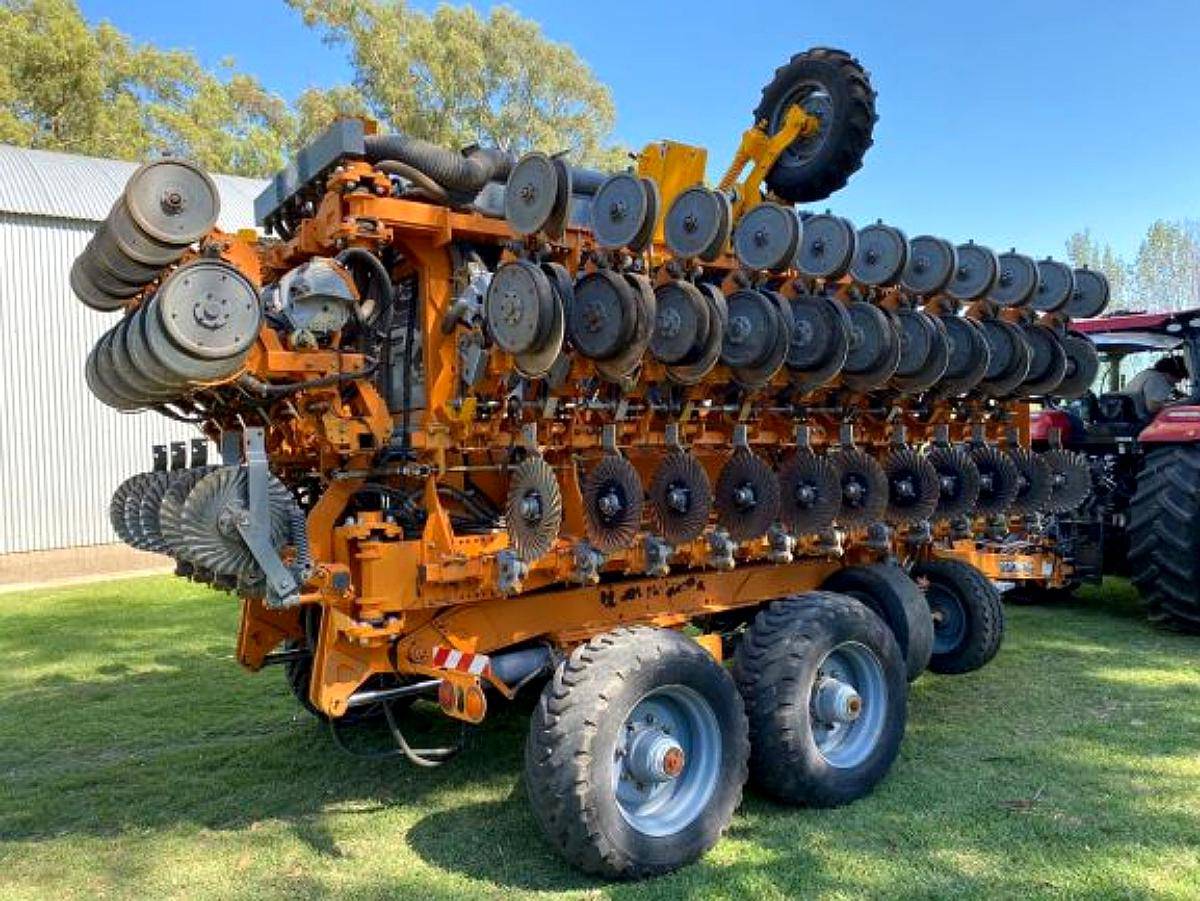 Sembradora Agrometal APX 11-35 - año 2014 - Año: 2014 - Agroads