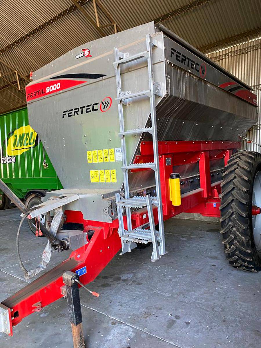 Fertilizadora Fertec F9000-año 2017- Excelente Estado - Agroads