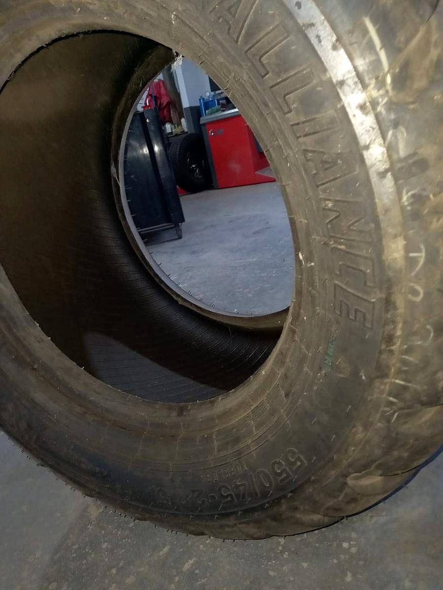 Neumático Alliance 550/45-22.5 Ideal Tolva $235.000 + IVA 21 - Agroads