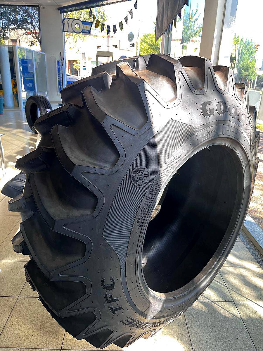 16.9 26 Goodyear Supreme TFC 10t Tlgoodyear R-1- Borrego - Agroads