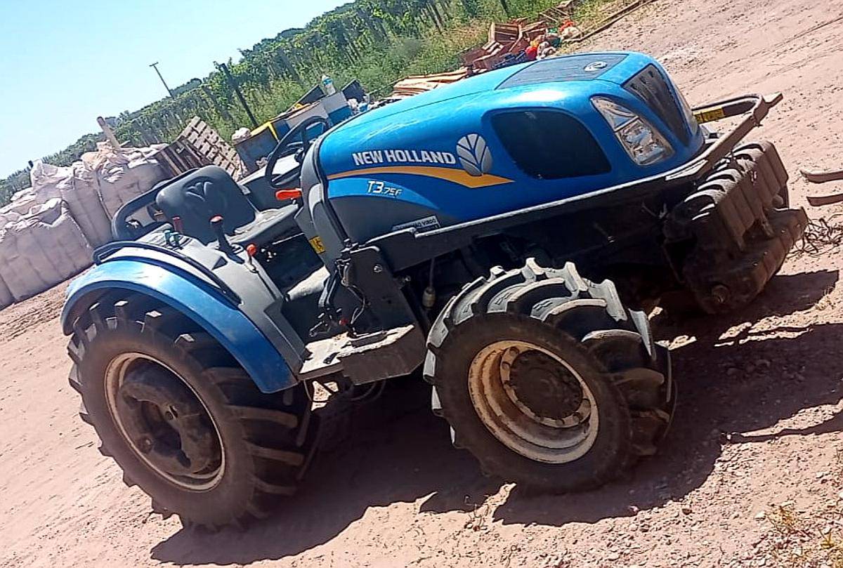 Tractor New Holland T3.75f Doble Tracción - Año: 2021 - Agroads (cod: 964706)