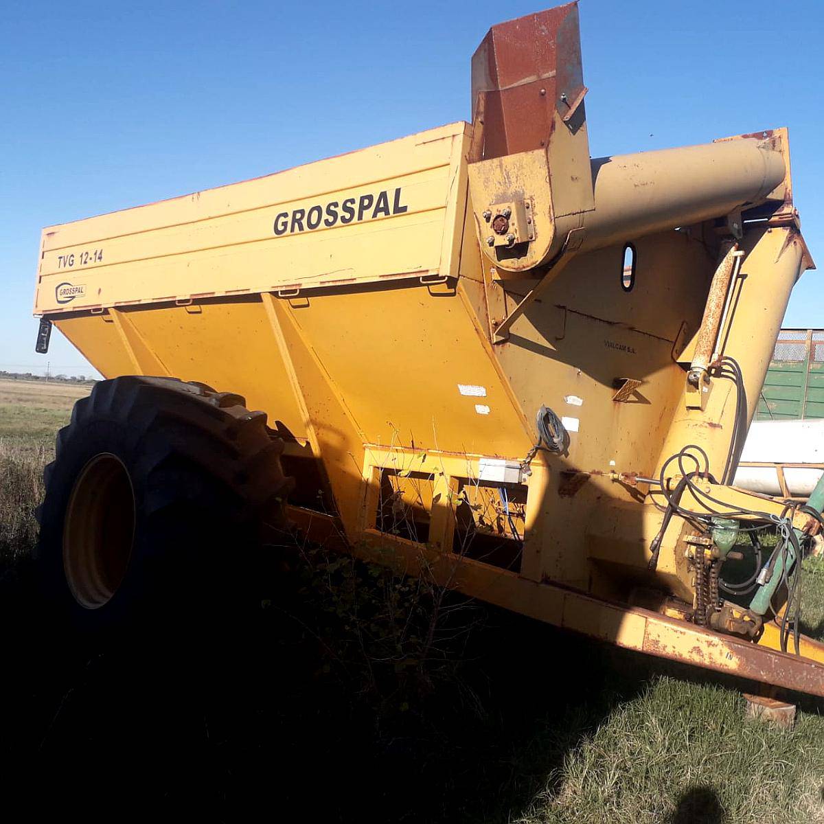 Tolva Grosspal 14 TN con Báscula Magris - Año: 2008 - Agroads
