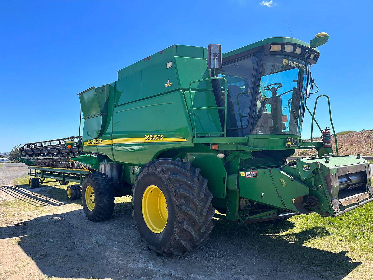 Cosechadora John Deere 9660 STS DT año 2003 - Año: 2003 - Agroads