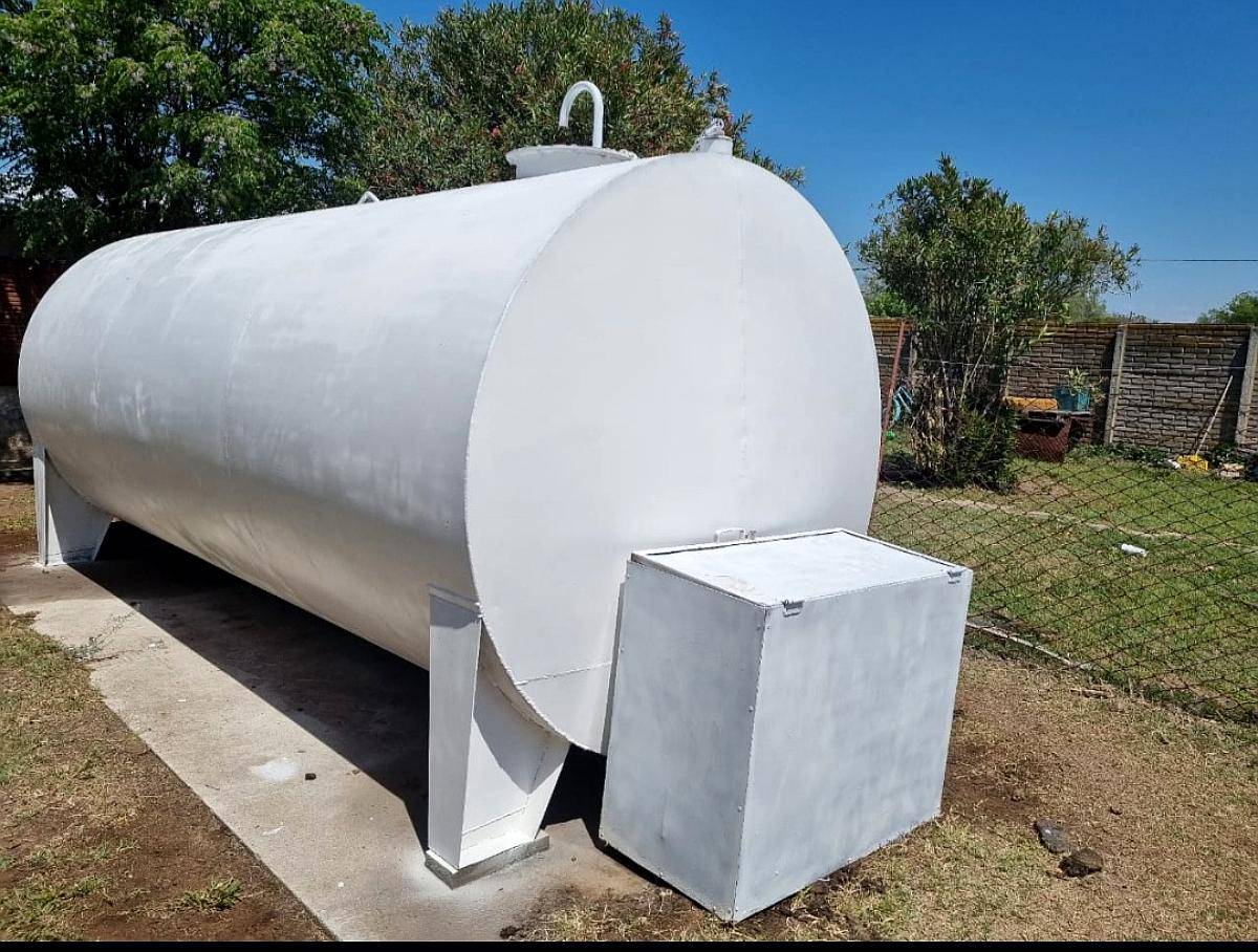 Cisterna para Combustible 13000 Litros - $ 650.000 - Agroads