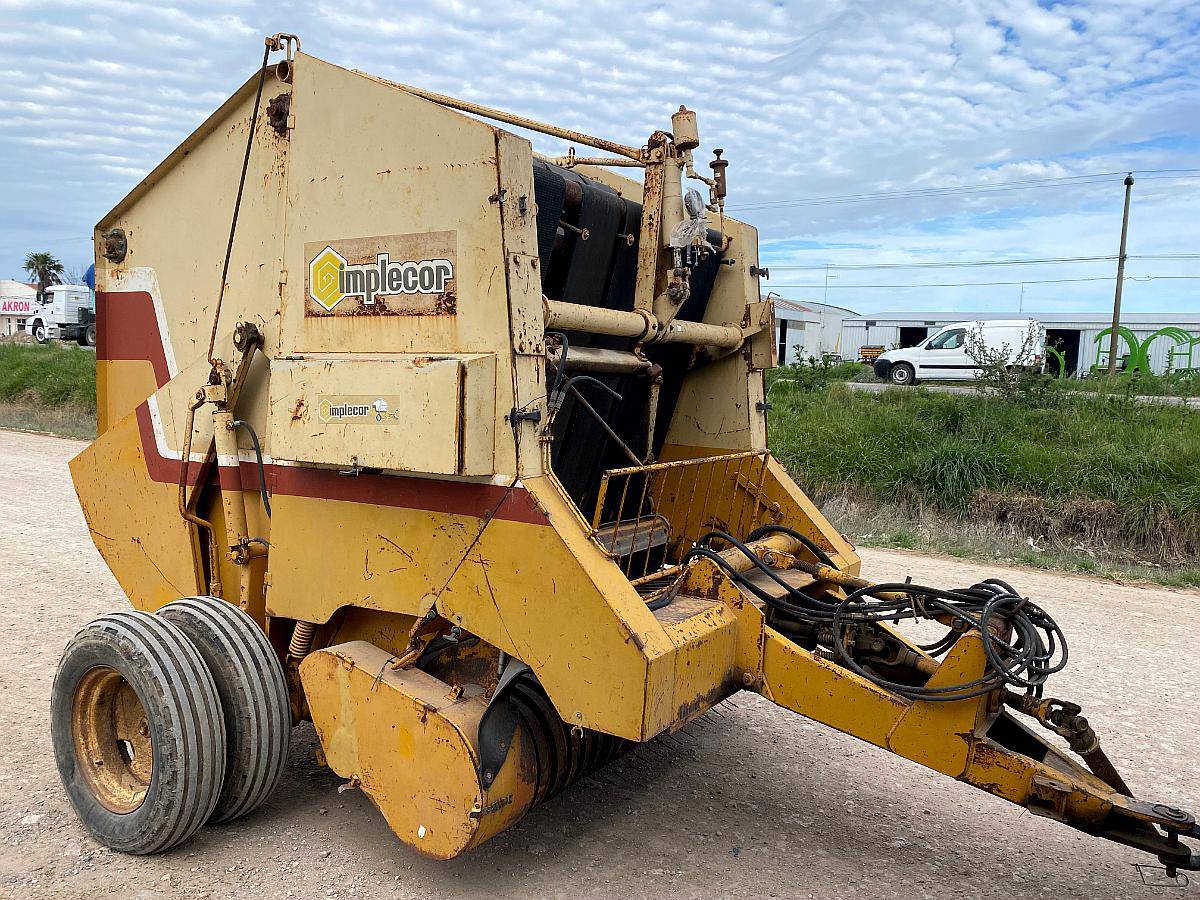 Rotoenfardadora Implecor IF 1550 Buen Estado - Año: 2003 - Agroads