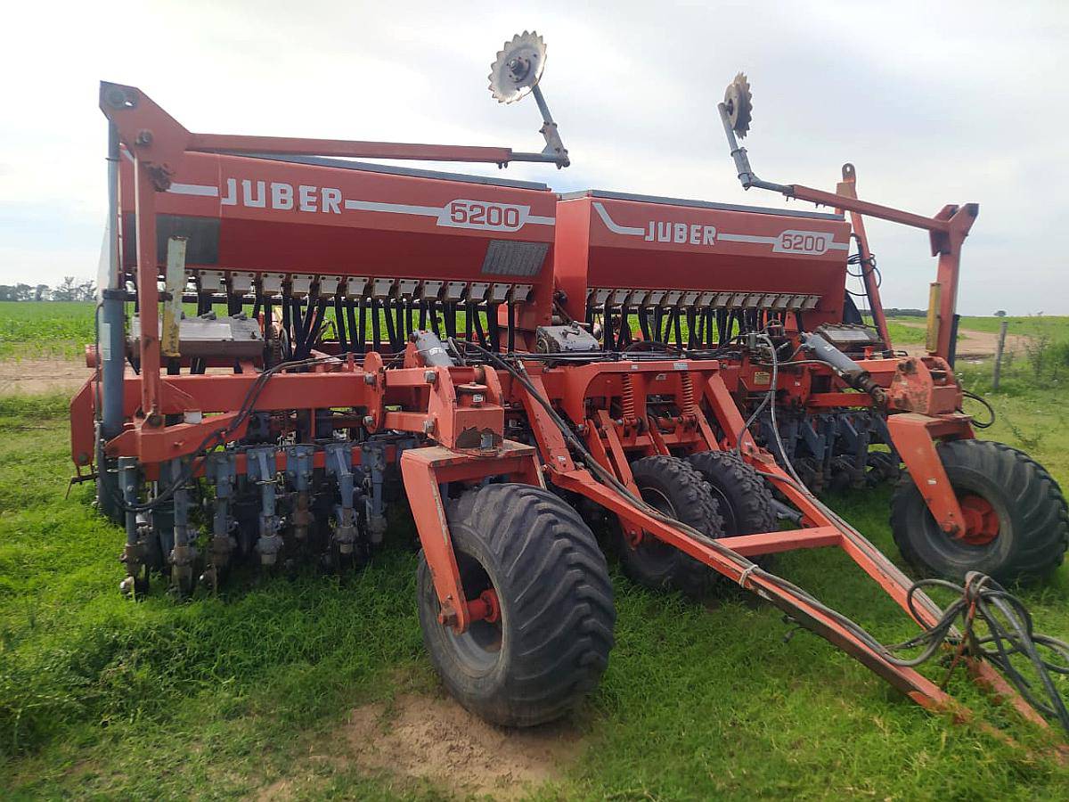 Sembradora Juber 5200 30/17 - Año: 2013 - Agroads