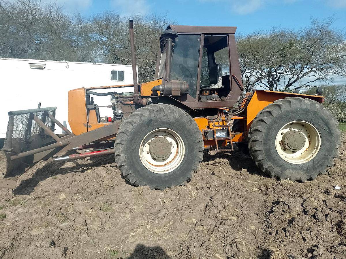 Zanello 417 DT Motor MB 1517 Turbo con Espejo Reforzado. - Agroads