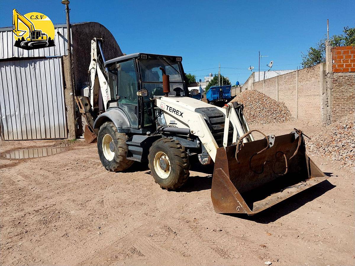Pala y Retro Terex Tx760b 4X4 - Año: 2007 - u$s 33.000 - Agroads