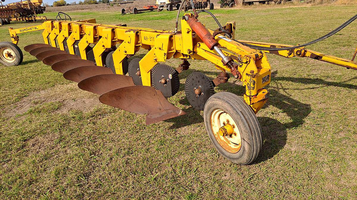 Arado de Rejas Agrometal Impecable - Agroads