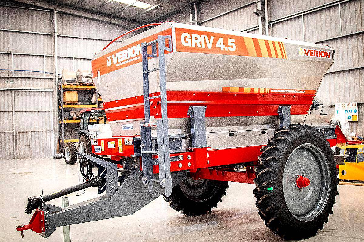 Fertilizadora de Banda Griv 4.5, Capacidad 4500 L - Agroads