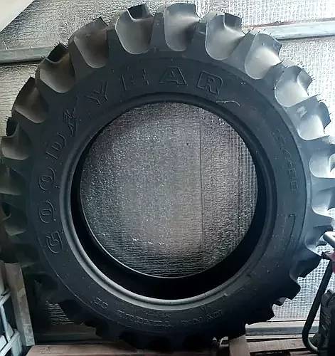 Neumático 12.4-28 Dyna Torque IL 6t TT Goodyear R-1 - Agroads