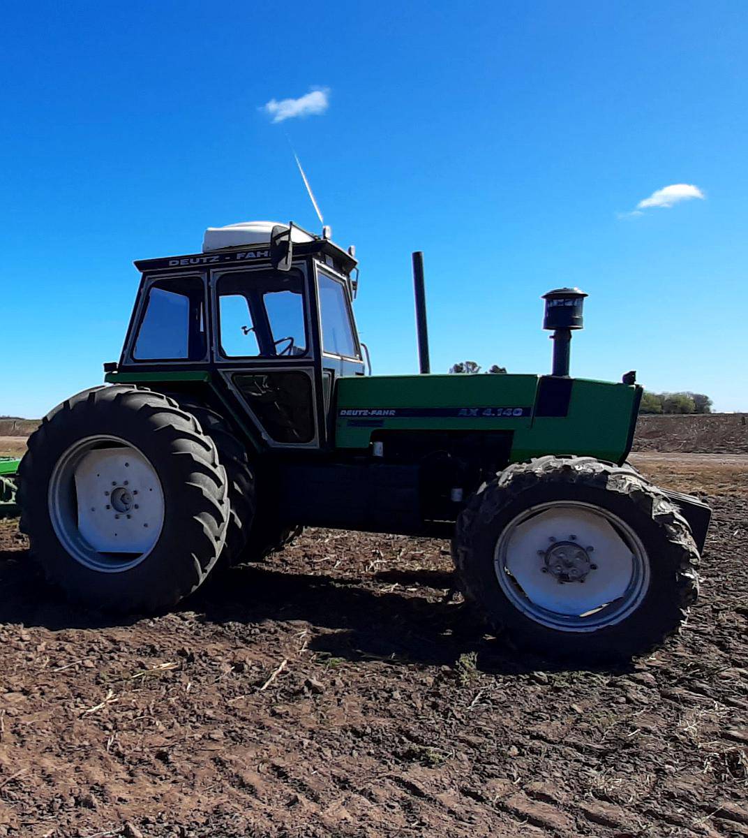 Tractor Deutz AX 4.140 - Año: 1996 - u$s 60.000 - Agroads