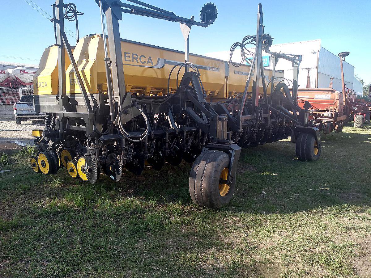 Erca de 33 a 21 C/ Placa 16 a 42 - Año: 2012 - Agroads