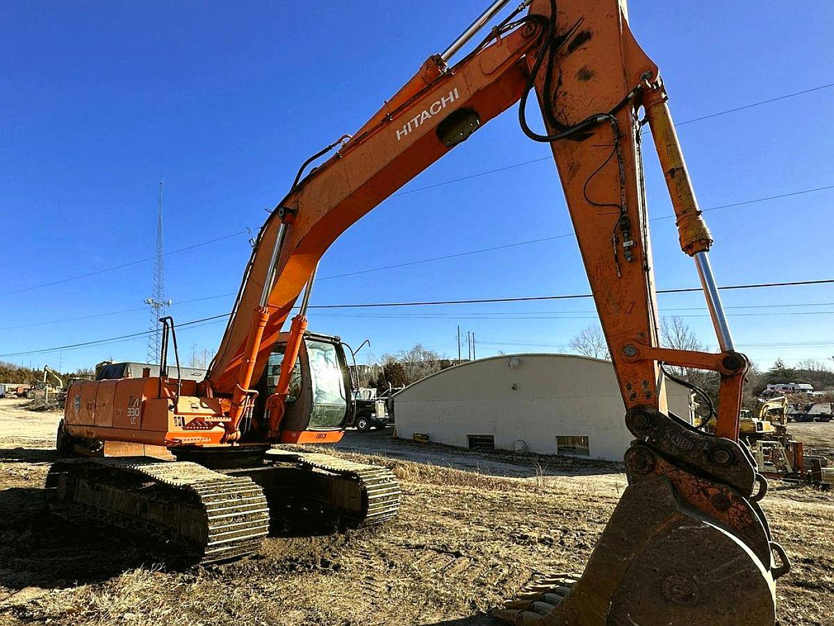 2002 Hitachi 330 LC - Año: 2002 - $ 7.699.000 - Agroads
