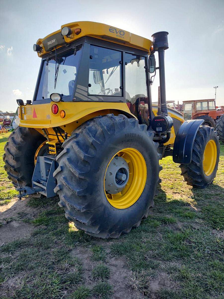 Tractor Pauny EVO280 año 2019 con 3100 Horas - Año: 2019 - Agroads
