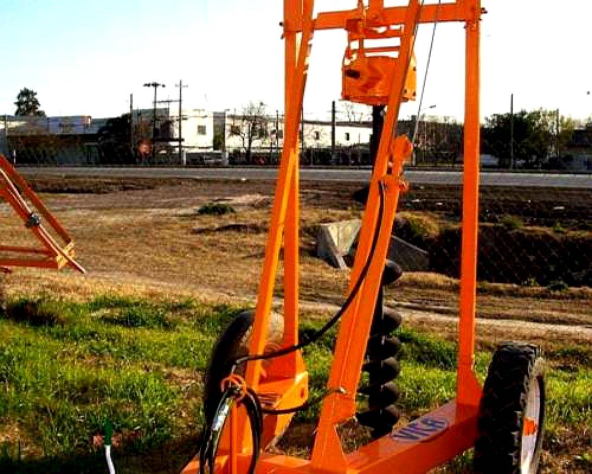 Hoyadora Vica Maquinarias Ibarrola - Año: 2021 - Agroads