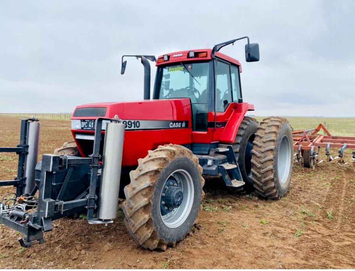 Vendo Case Magnum 8910 - Año: 2000 - u$s 85.000 - Agroads