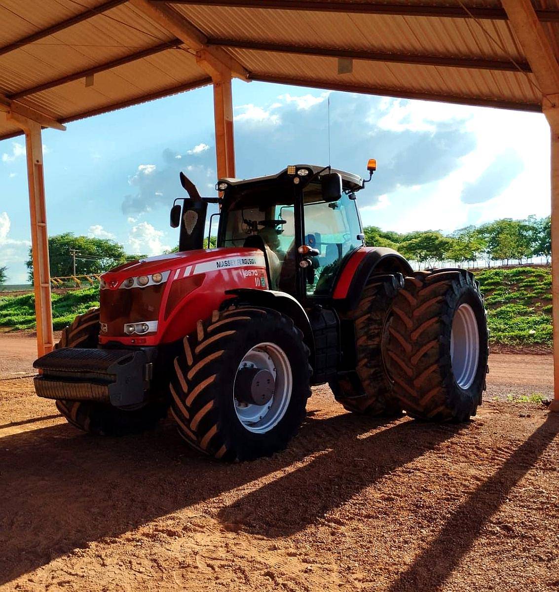 Tractor Massey Ferguson 8670 320hp - Año: 2012 - u$s 85.000 - Agroads