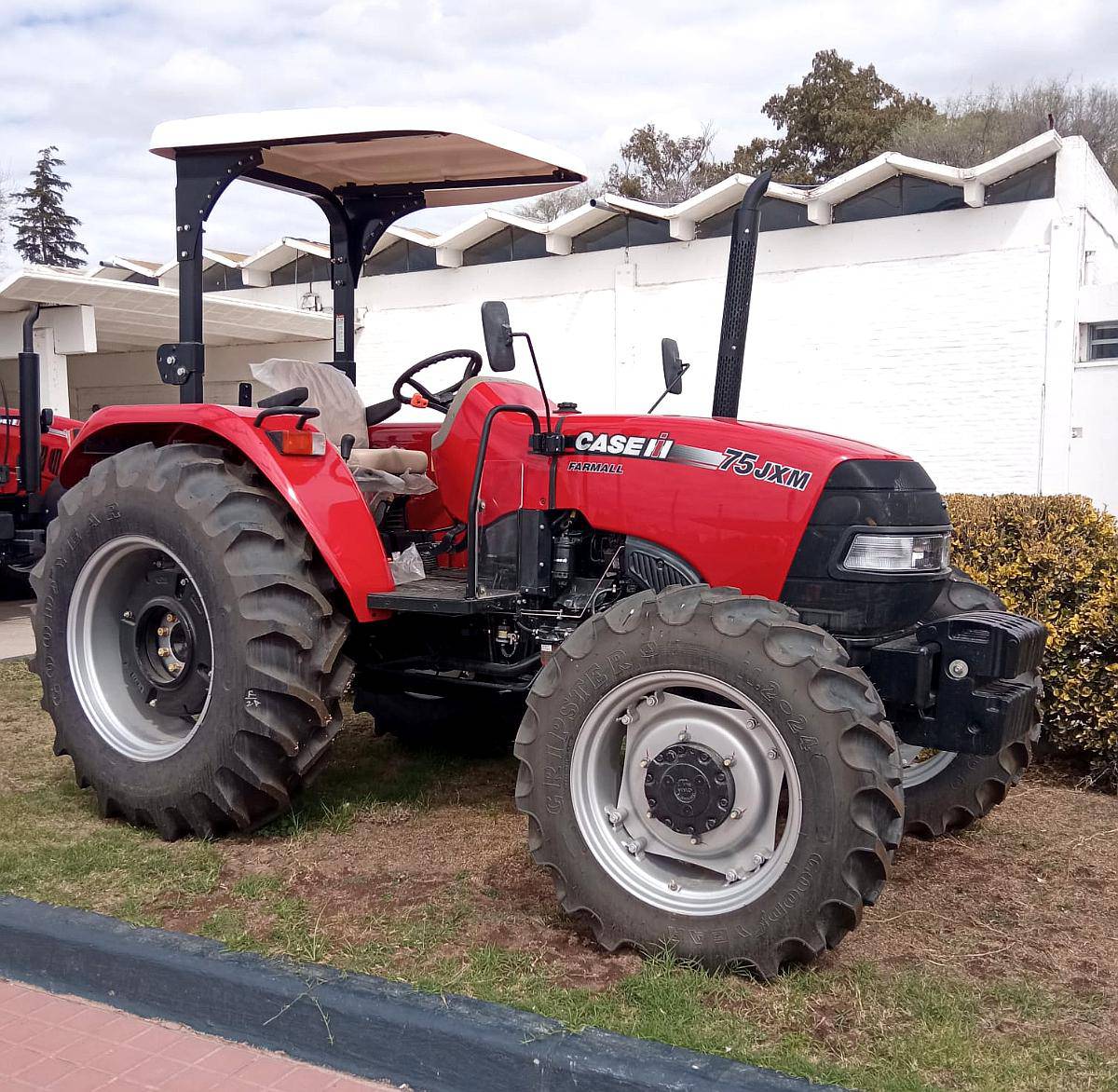 Tractor Case IH Farmall JXM 75 - Año: 2022 - u$s 52.900 - Agroads
