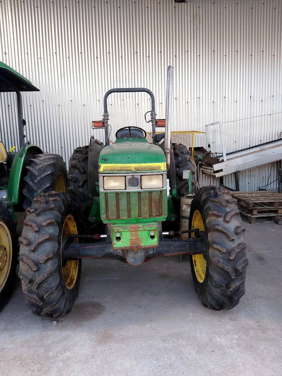 John Deere 5400 1998 - Año: 1998 - $ 25.000.000 - Agroads