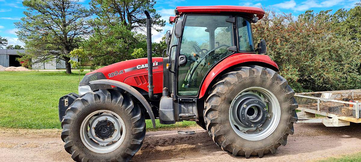 Case Farmall 100 JX año 2014 - Año: 2014 - Agroads