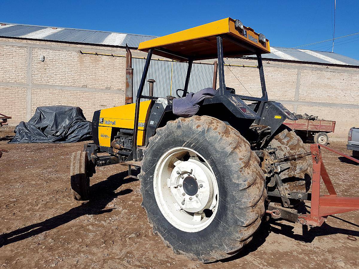 Valmet 885 4X2 1996 - Año: 1996 - u$s 13.775 - Agroads