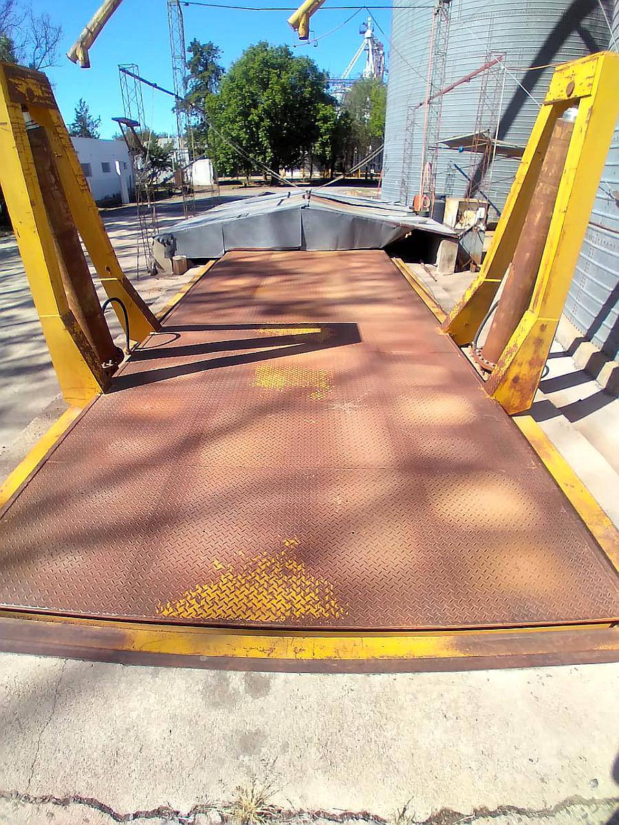 Plataforma Volcadora en Venta - Agroads