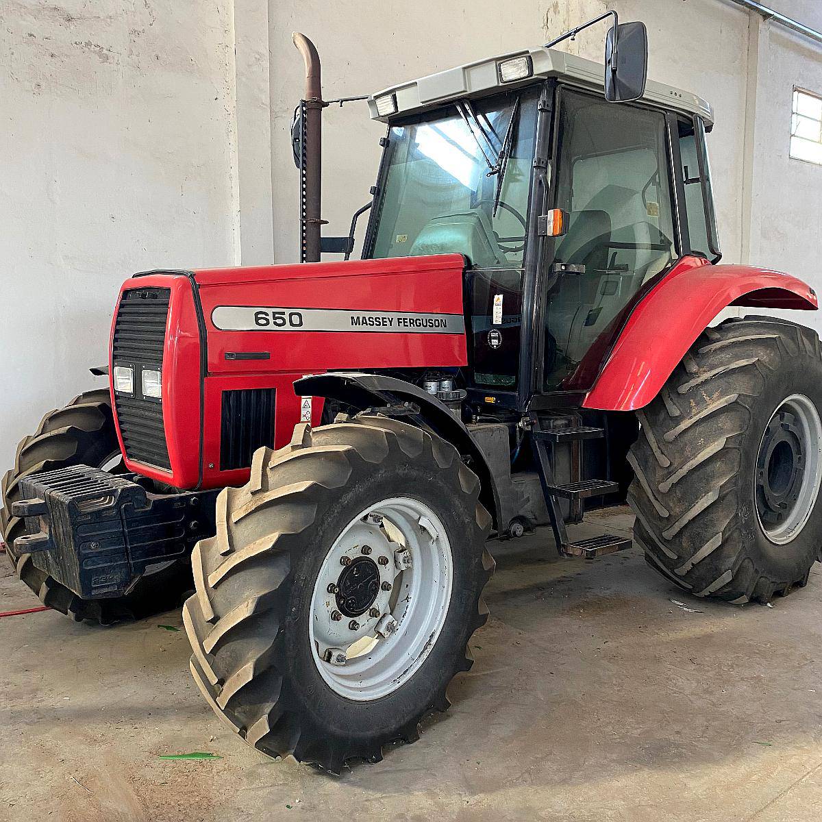 Massey Ferguson 650 - Año: 2011 - u$s 47.000 - Agroads