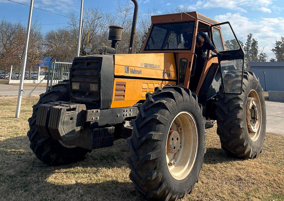 Tractor Usado Valmet 1880s - Año: 1980 - u$s 38.000 - Agroads