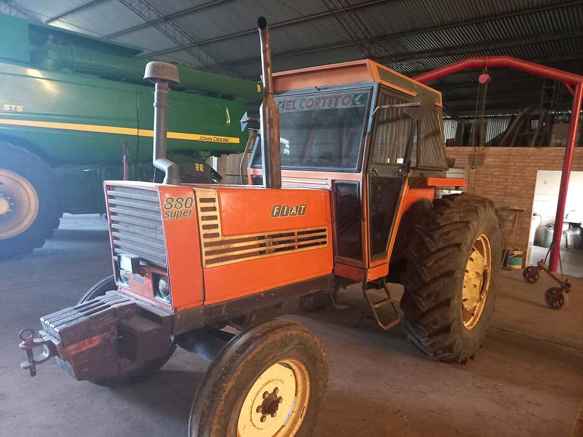 Tractor Fiat 880 Super 1982 - 80 HP - Doble Embrague - Agroads