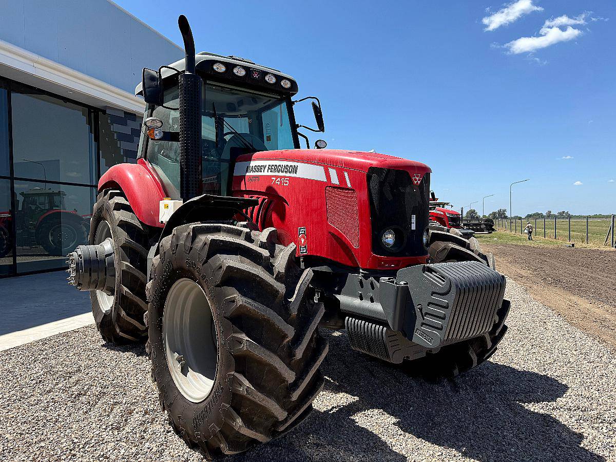 Massey Ferguson 7415 Powershift con Piloto - Año: 2024 - Agroads