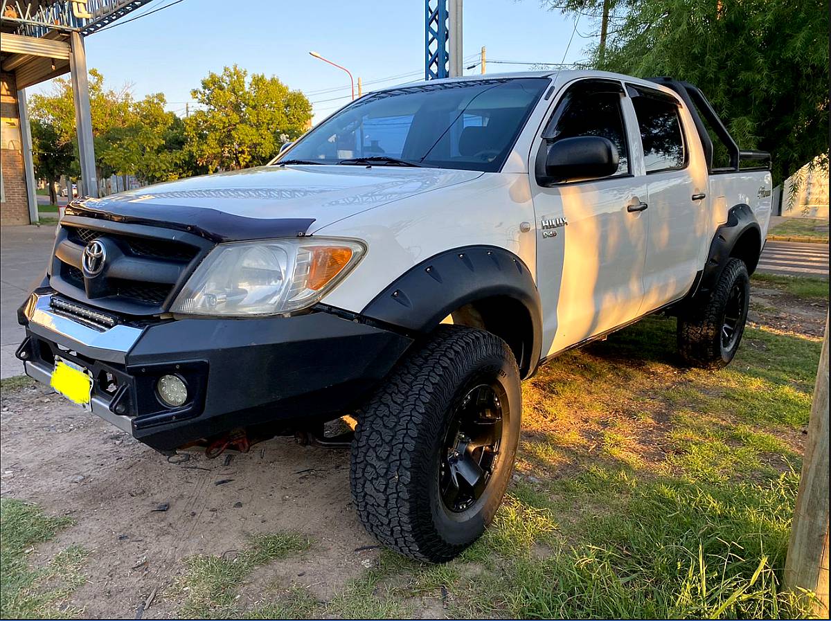 Usados Toyota Hilux 2 5 4x4 Honduras