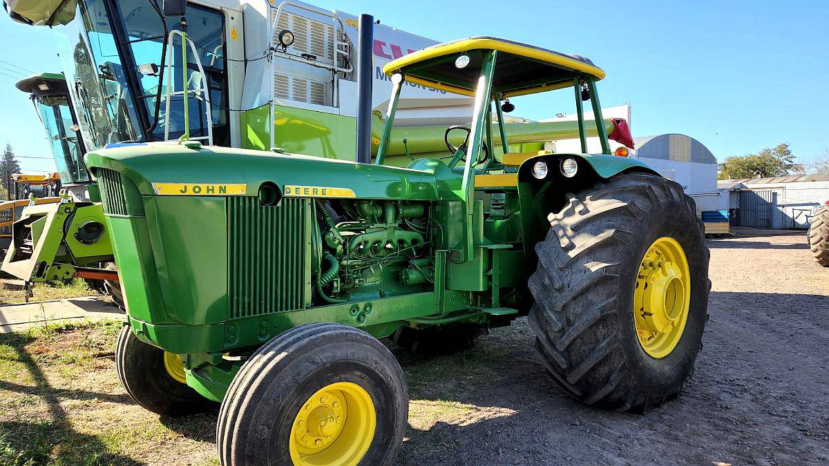 John Deere 5010, Motor JD 1175 - u$s 35.000 - Agroads