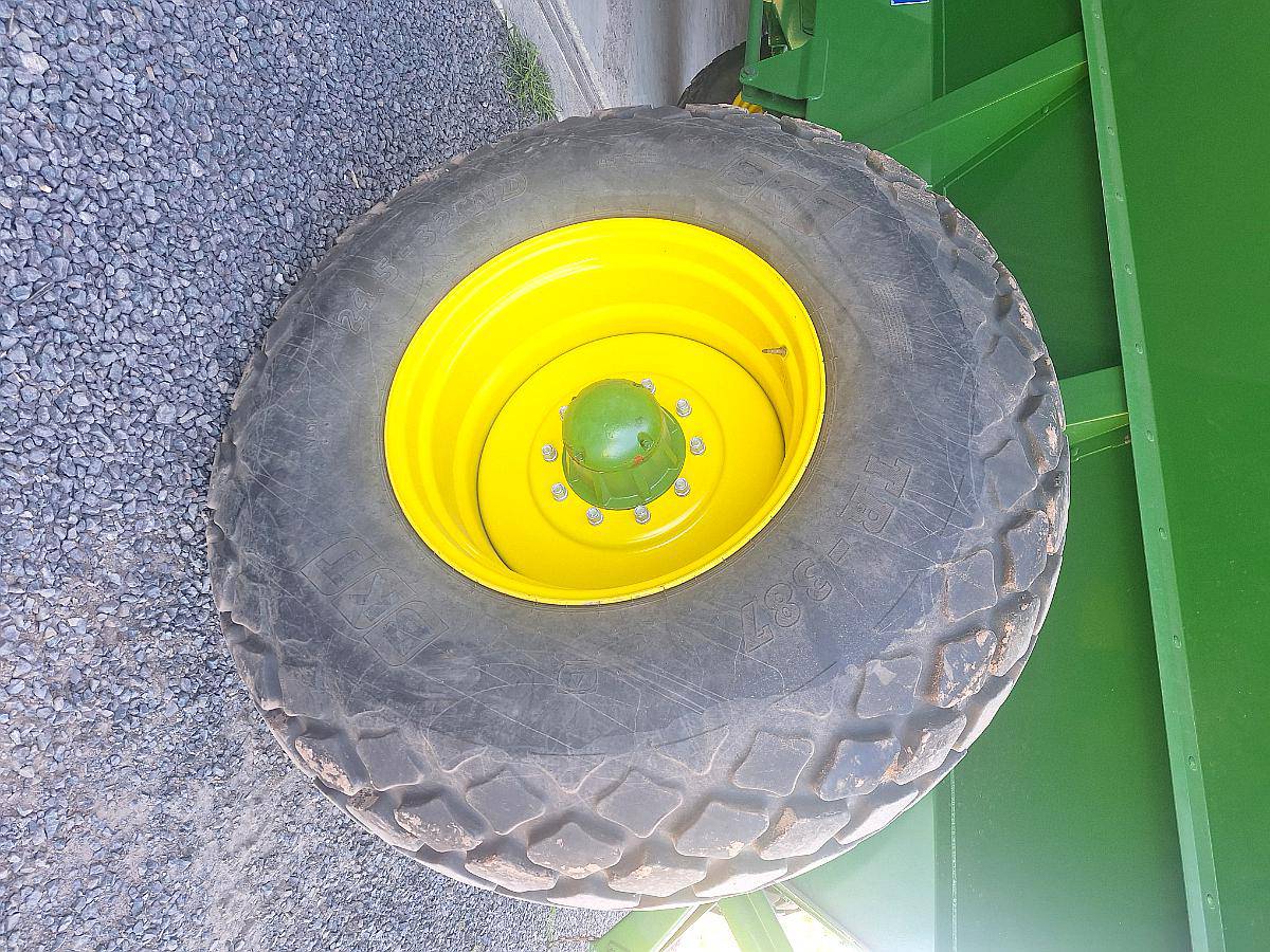 4 Cubiertas con Llanta Armadas de Autodescargable 24.5 R32 - Agroads