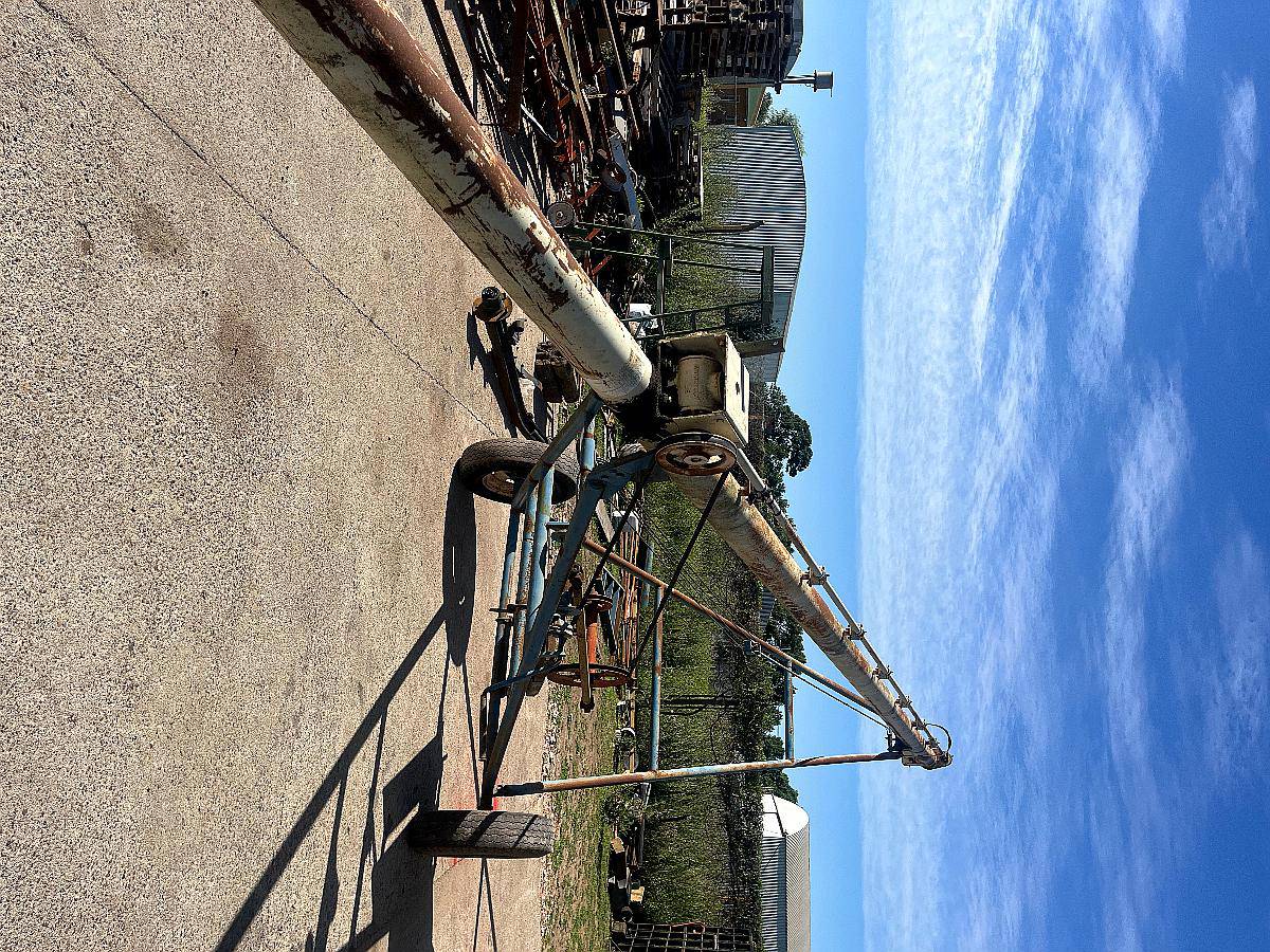 Chimando Micción de 11 Mts Completo - Año: 2000 - Agroads