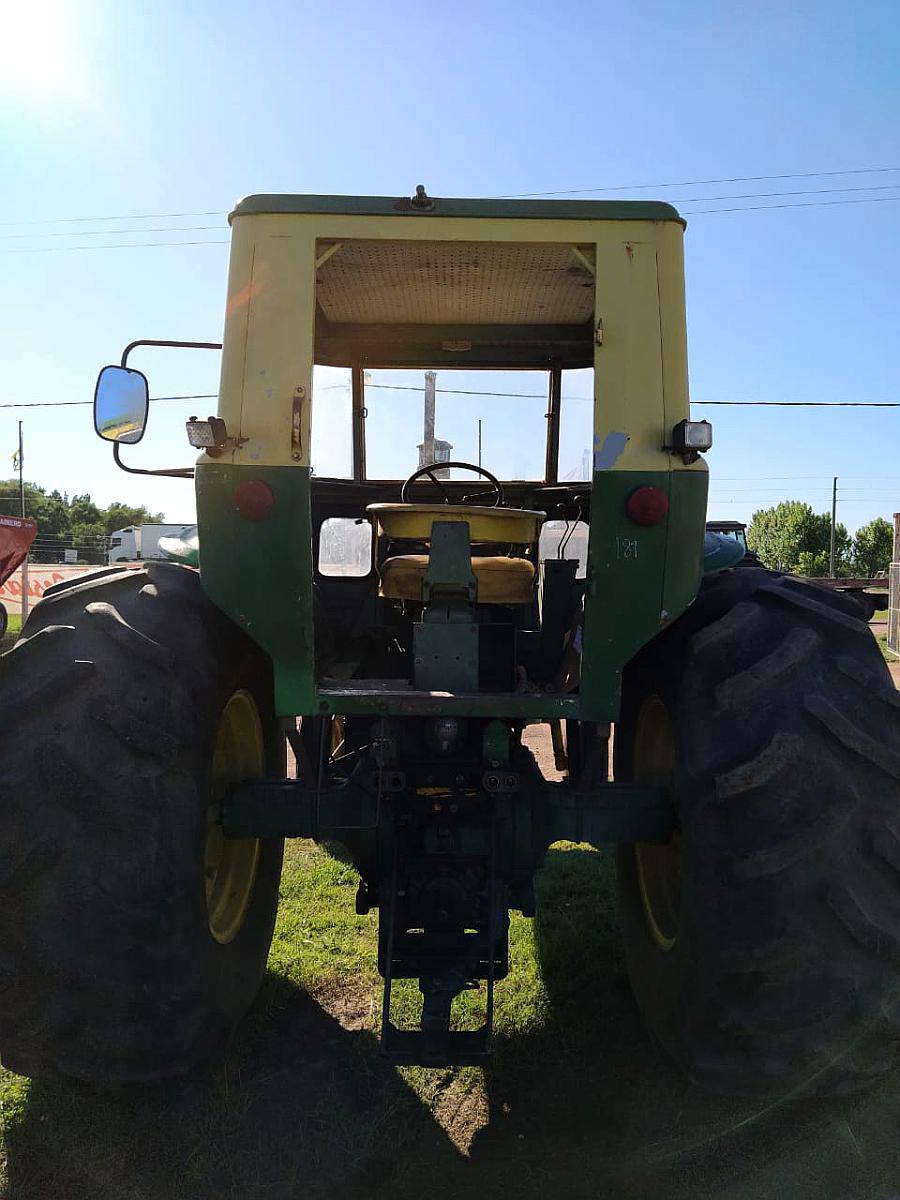 Tractor John Deere 4420 - Agroads