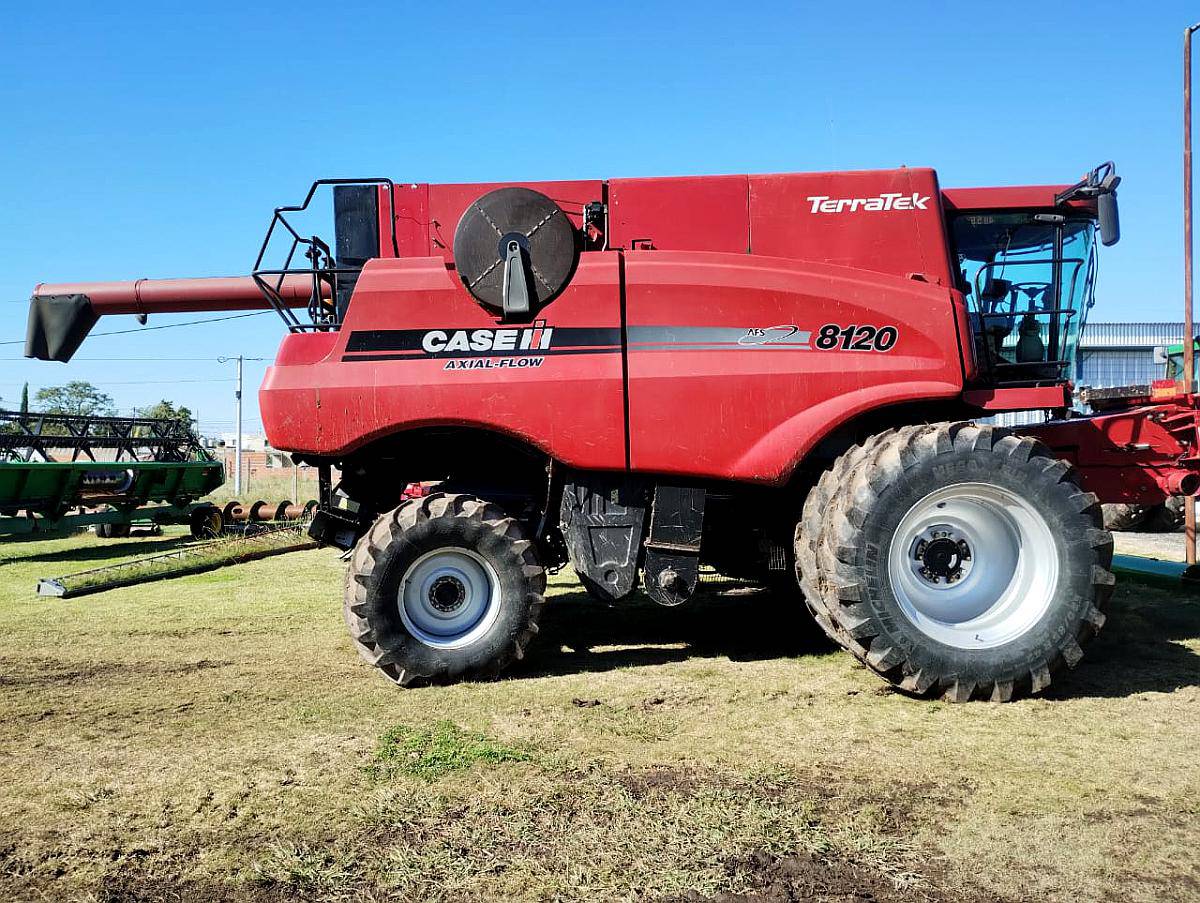 Case 8120 año 2013. Doble. Dual. Macdon 40 Pies. Piloto - Agroads