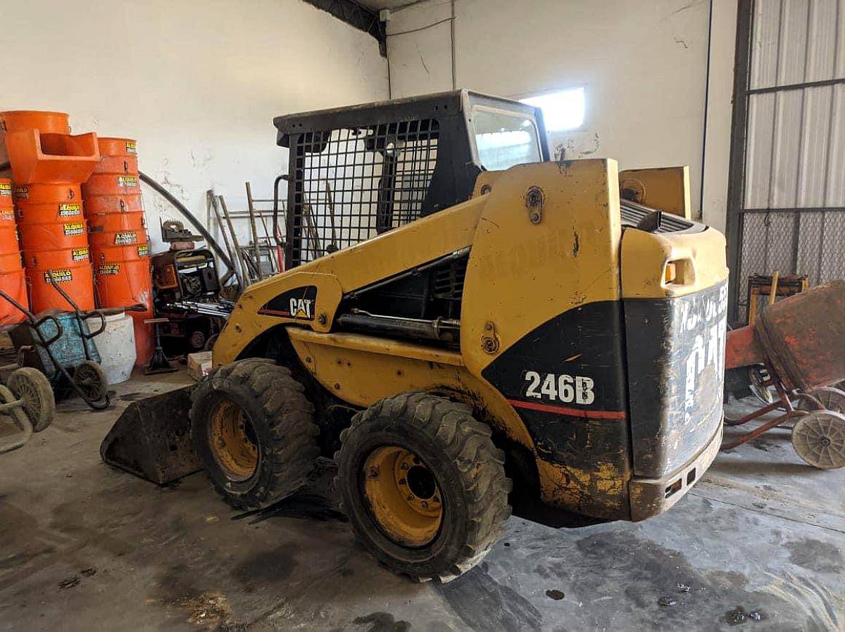 Minicargadora CAT 246 B - Año: 2006 - u$s 280.000 - Agroads