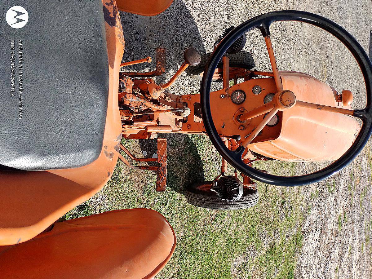 Fiat u 25 con Desmalezadora - Año: 1971 - u$s 10.000 - Agroads