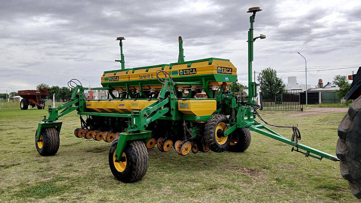 Erca 9 a 52, Doble Fertilización, con Monitor, año 2004. - Agroads