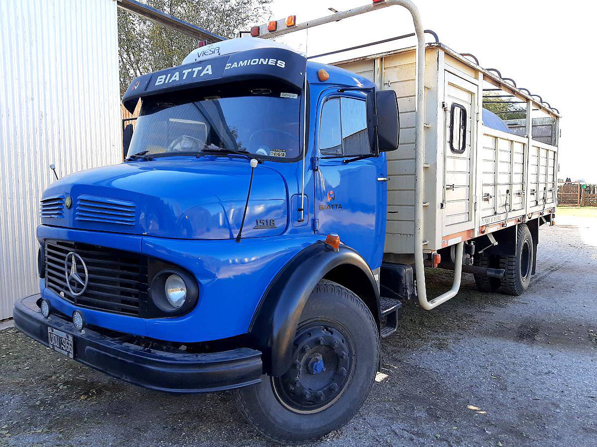 Vendo Mercedes Benz 1114 Modelo 85 con Motor 1620 - Agroads