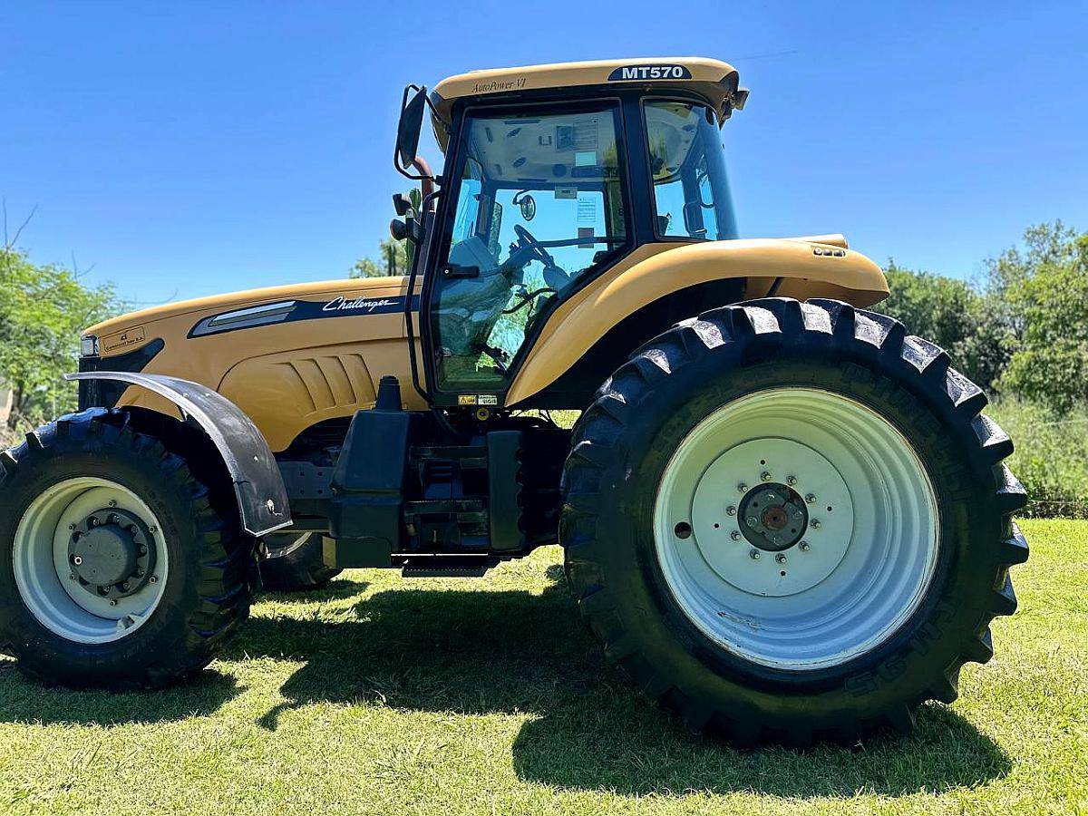 Tractor Challenger MT 570 2013 - Año: 2013 - Agroads