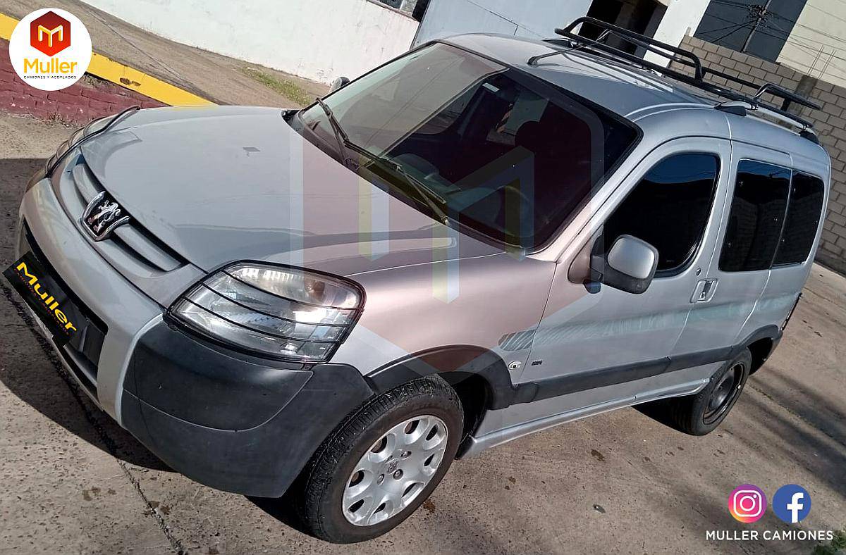 Peugeot Partner Patagonica HDI 1.6 VTC Modelo 2013 - Agroads